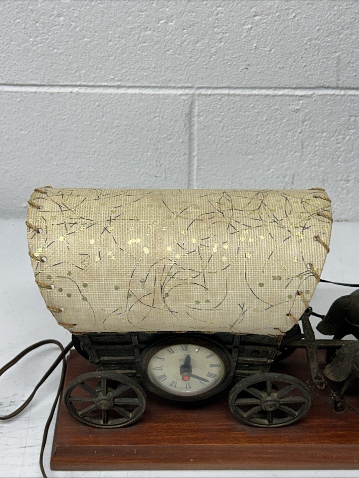 VINTAGE United Clock Model No. 550 Covered Wagon Brass Lamp / Clock ...