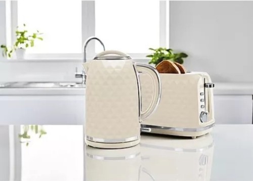 Diamond Textured Effect kettle and 2 Slice toaster set, Cream FREE ...