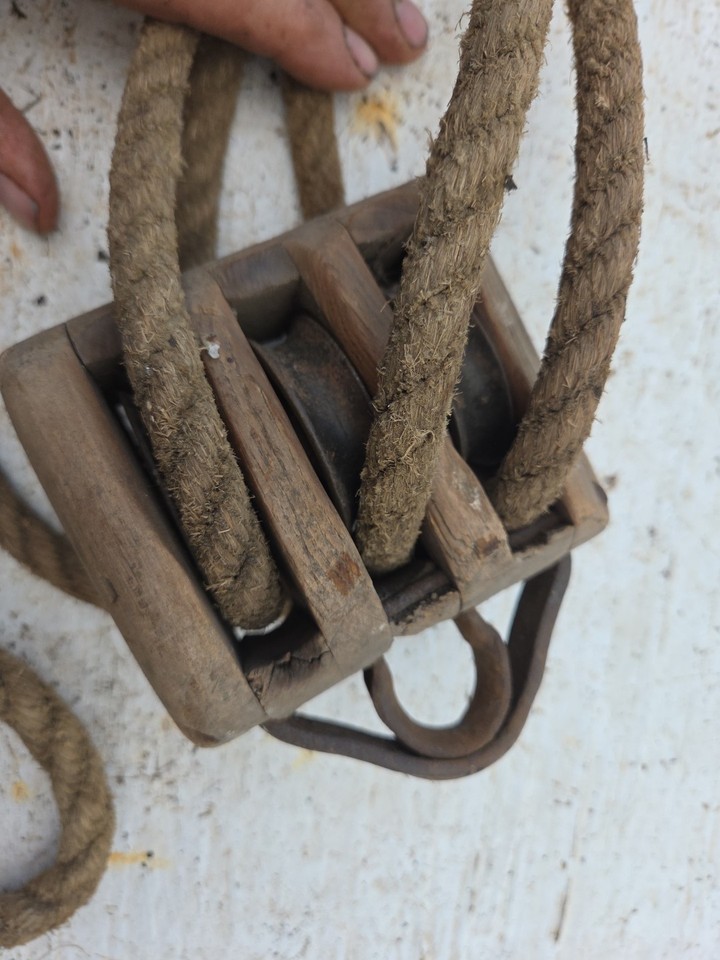 Vintage Barn Block & Tackle Hoist has Double And Triple Pulley w/1/2 ...