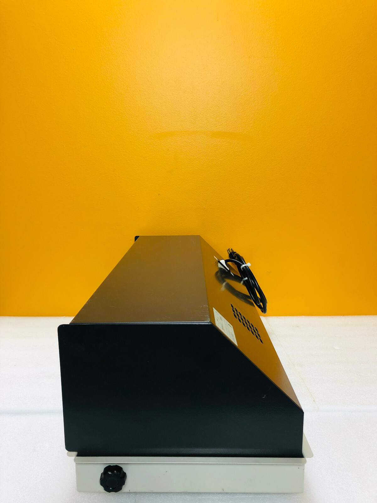 Labconco 69000-00 L 25 ft/min Avg. Air Flow Benchtop Fume Absorber ...