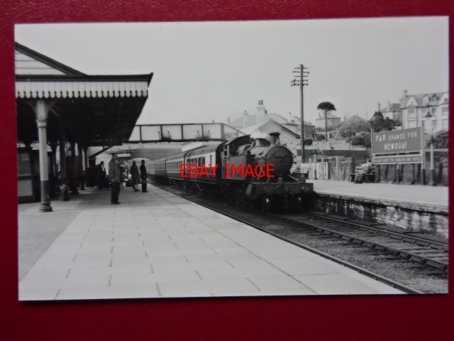 PHOTO PAR RAILWAY STATION GWR 2-6-2 TANK LOCO NO 4568 MAY 1952 | eBay UK