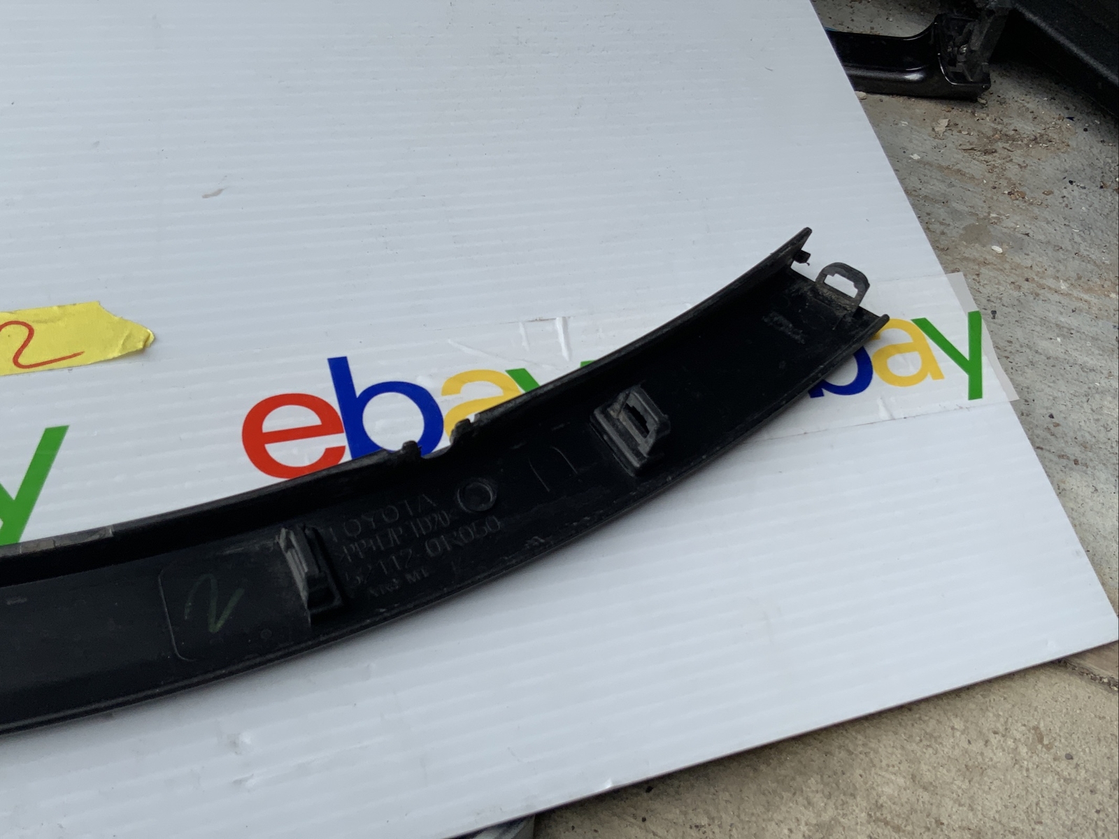 2013-2018 Toyota RAV4 Front Right RH Bumper Extension Trim 52112-0R050 ...