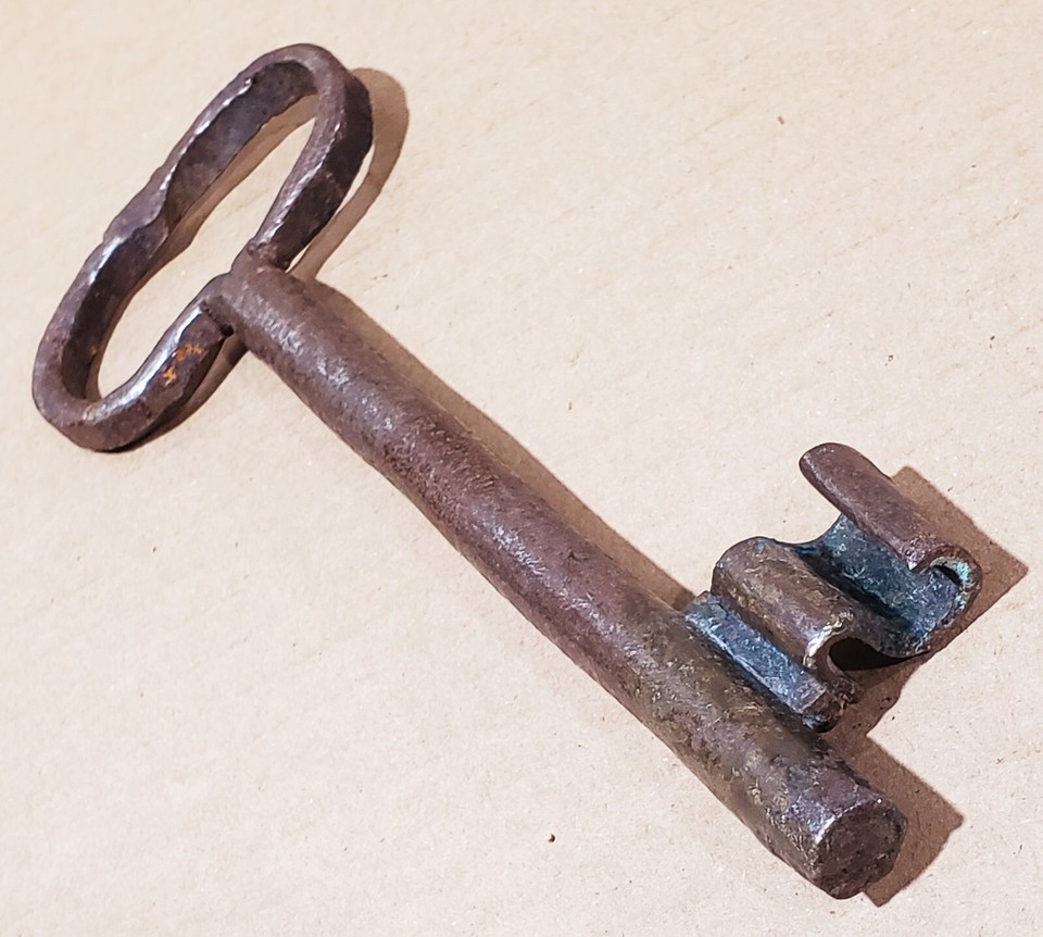 Large Antique Hand Forged Solid Steel Skeleton Key. Jail House Or ...