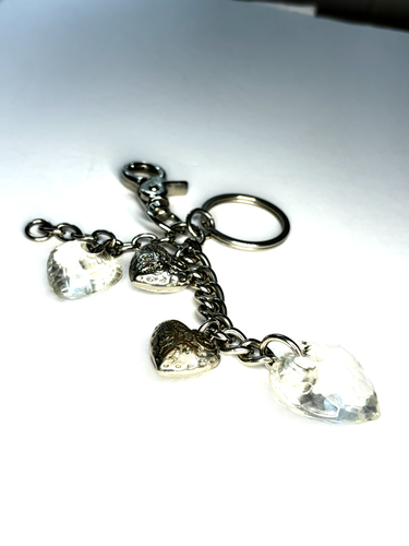 VINTAGE '70s CRYSTAL SILVER TONE PUFFY HEART CHARM GIANT CLASP KEY RING ...