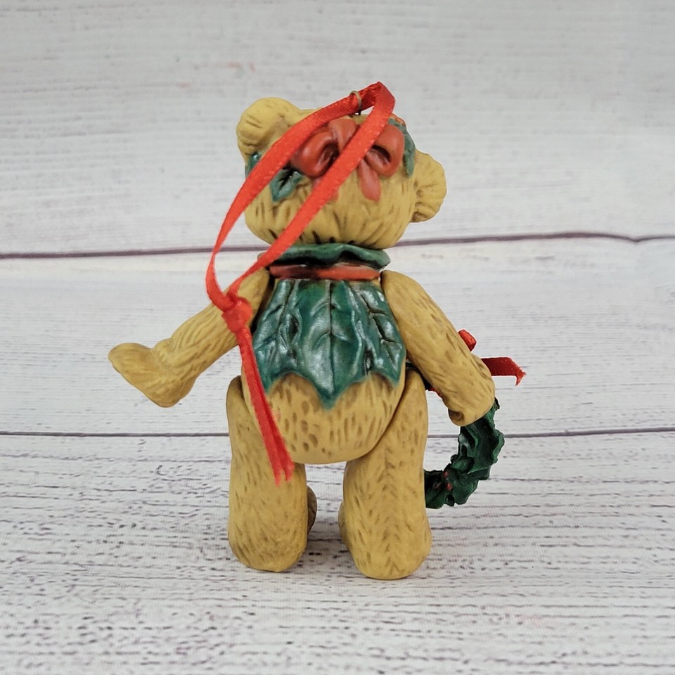 Hallmark Keepsake Collectors Series (Gift Bearers) Christmas Ornament ...