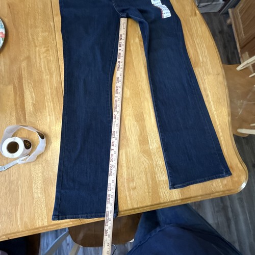 NWT Signature LEVI STRAUSS Mid Rise Slim Stretch Jeans. Size 4M(W27 L32 ...