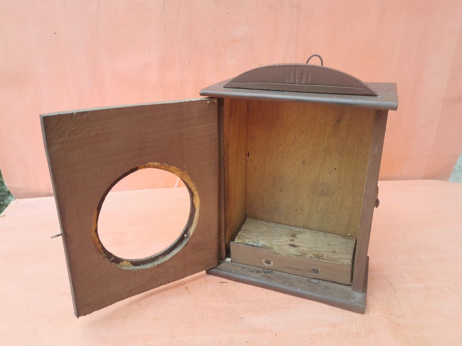 ANTIQUE PRIMITIVE OLD HAND PAINTED WOODEN WALL HANGING CLOCK BOX | eBay