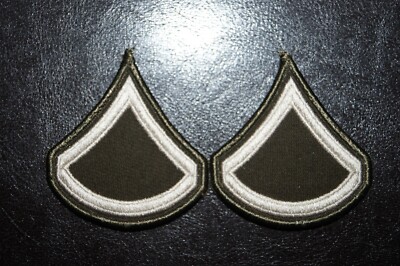 U.S. Army AGSU PFC / E3 Private First Class Chevron Sew On Rank FEMALE ...