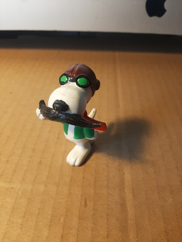 FIGURINE SCHLEICH SNOOPY PEANUTS UNITED FEATURES HONG-KONG aviateur 6 ...