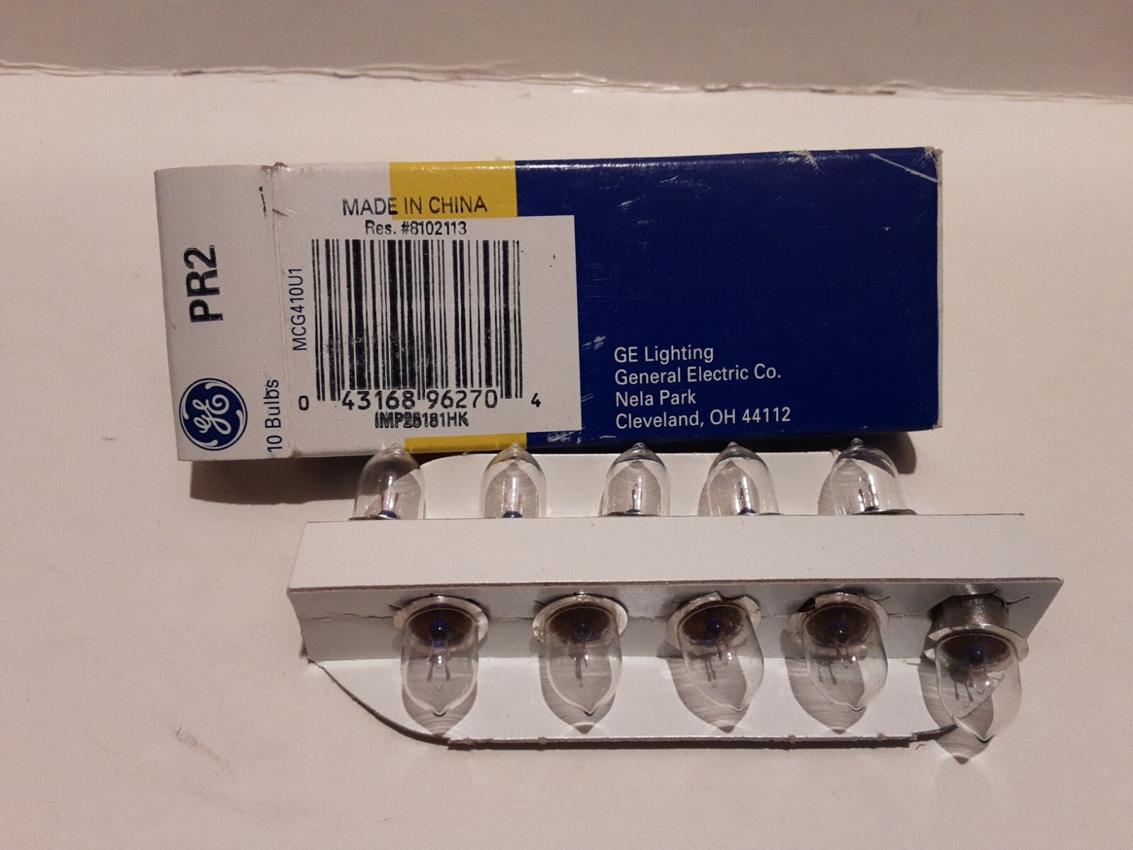 NEW BOX of 10 GE REPLACEMENT EVER-READY PR2 FLASHLIGHT BULBS PR-2 FREE ...