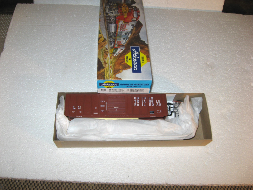 HO SCALE ATHEARN GOLDEN TRIANGLE RAILROAD 50' PS 5344 BOXCAR KIT! | eBay