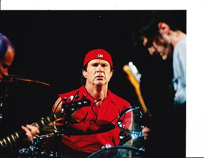 CHAD SMITH RED HOT CHILI PEPPERS SIGNED RED HAT BACKWARDS 8X10 | eBay