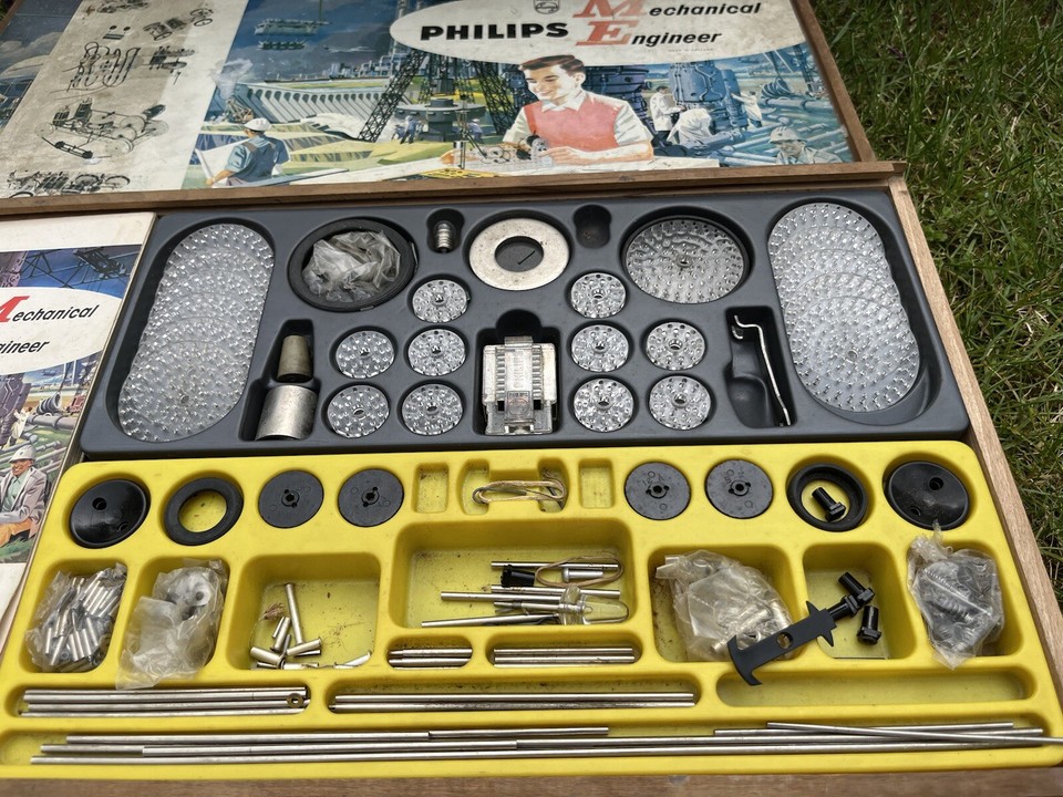 Barn Find Old Philips Mechanical Engineer Wooden Boxed Construction Kit ...