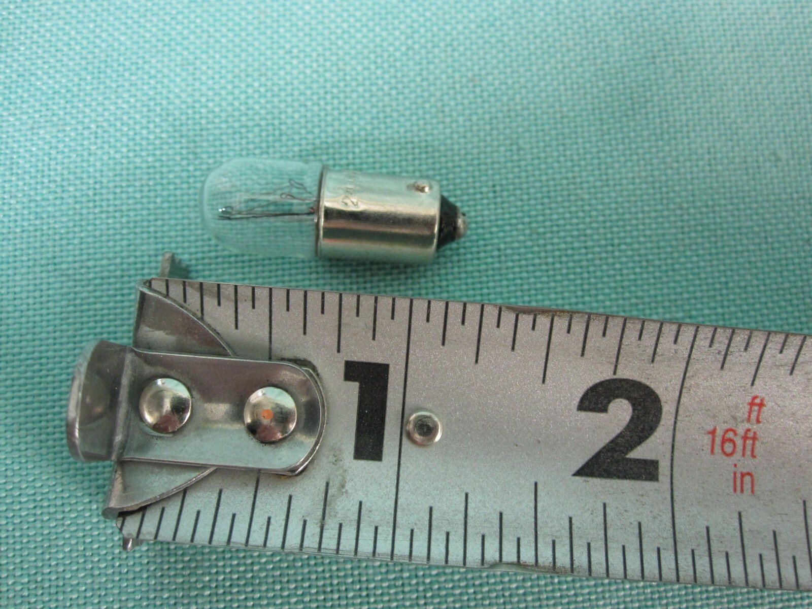 LOT of 3 - 240V 3W B9 Bayonet Style Incandescent Light Bulbs - NEW | eBay