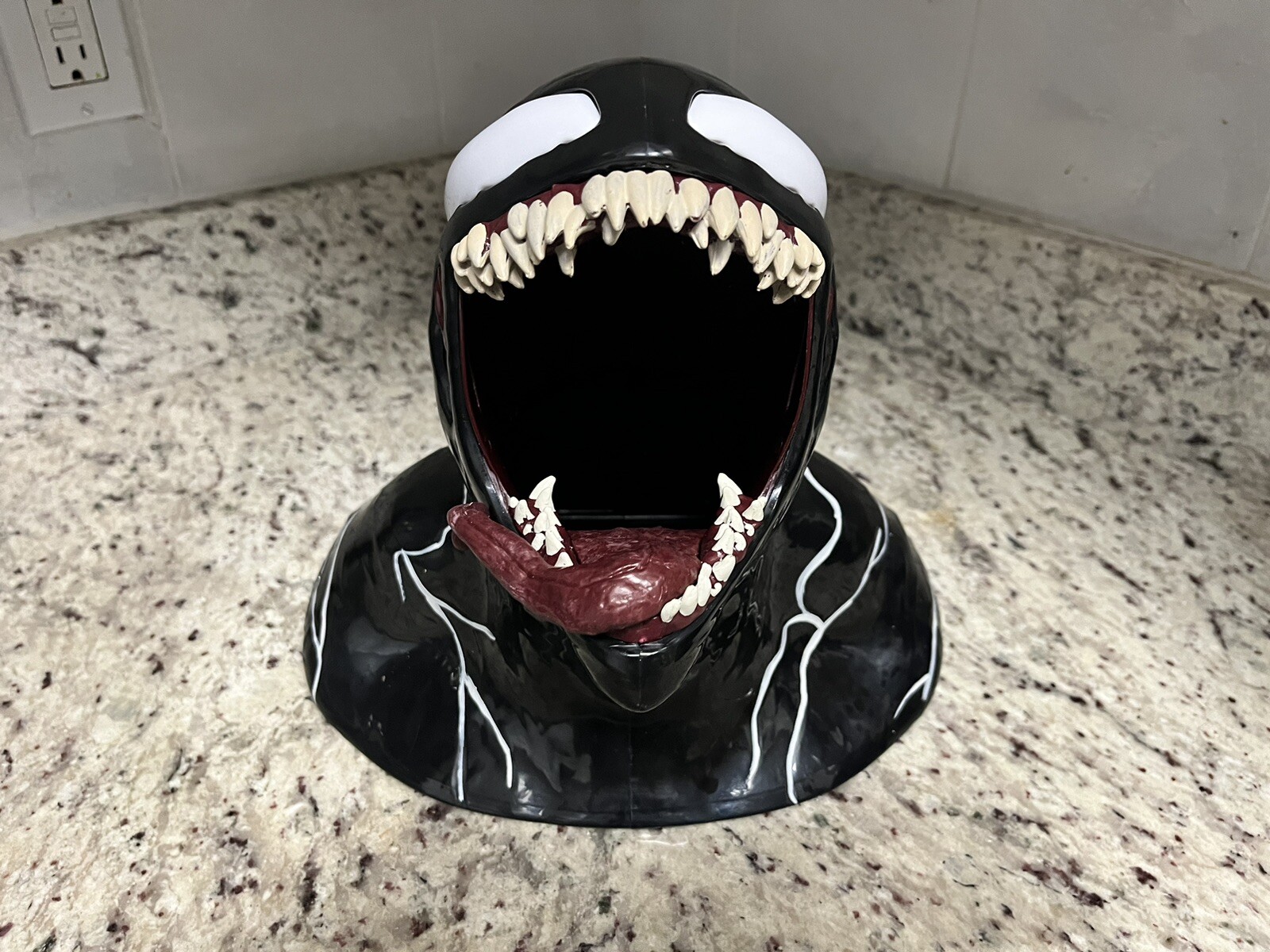 Venom: The Last Dance Collectible Popcorn Bucket Regal New Unused Fast ...