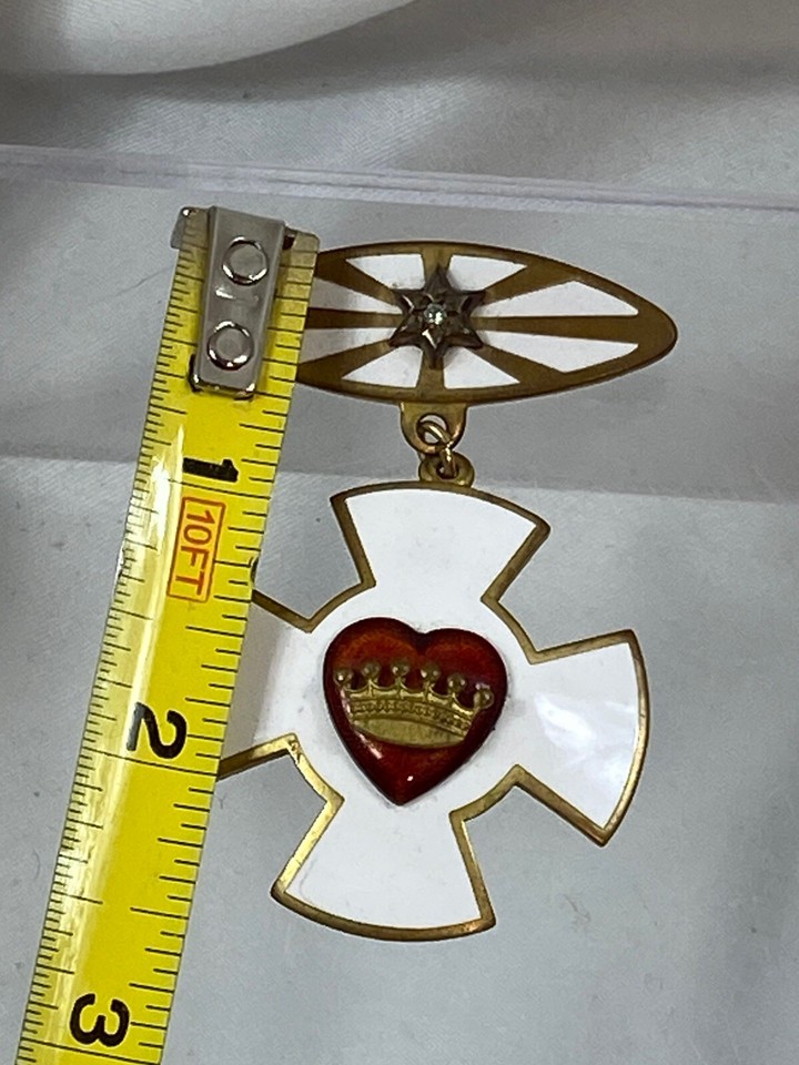 Vintage IOOF Odd Fellows Rebekah Lodge Minnesota 364 Medal w/Diamond | eBay