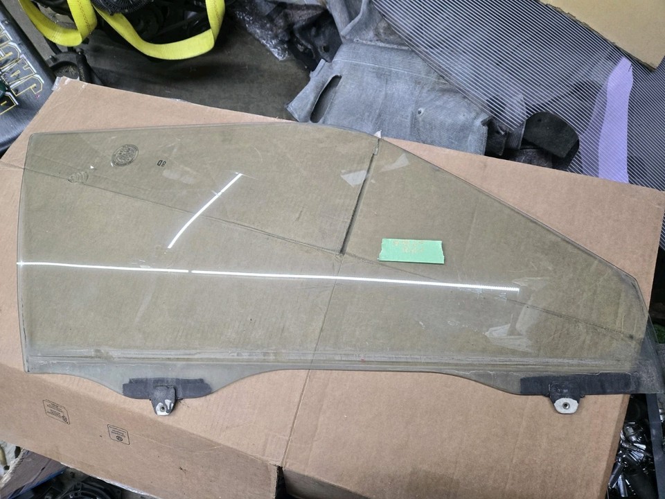 88-89 Honda Civic EF Hatchback Passenger Right Front Side Window Door ...