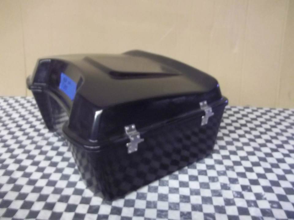 Harley-Davidson Black Medium Tour Pack bagger Touring FLH hinged and ...