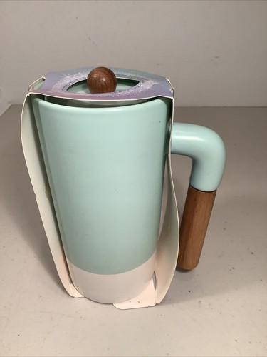 Manna Valve Ceramic To-Go Mug w/Lid & Acacia Wood Handle 14oz in Mint ...