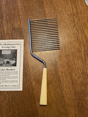 Vintage Schneider Cake Breaker Bakelite Ivory Handle with Box ...