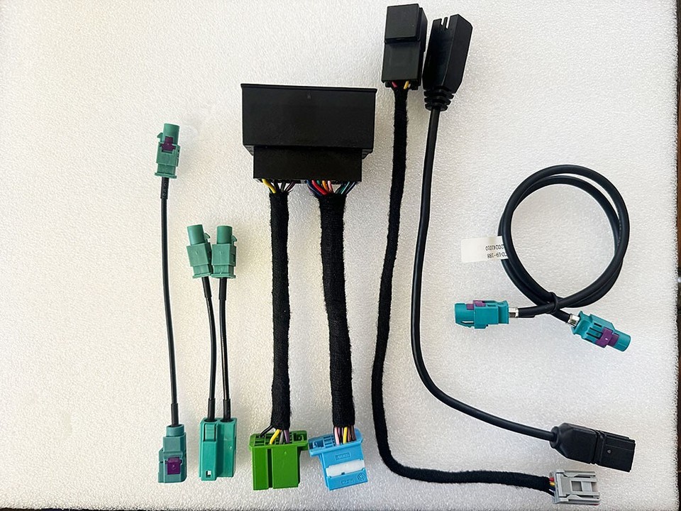 RAM ORIGINAL 5, 7, 8.4 UCONNECT 4/4C RADIO/DISPLAY TO 12" UCONNECT 5 ...
