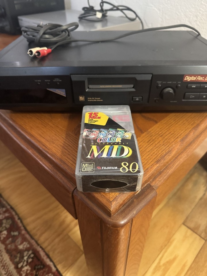Sony MDS-JE330 MiniDisc Deck Mini Disc Player Rec with 10 new blank ...