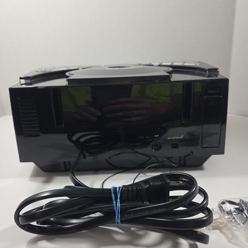Wedge A4116 CD Player USB SD AM/FM Alarm Clock Radio Box Tested | eBay