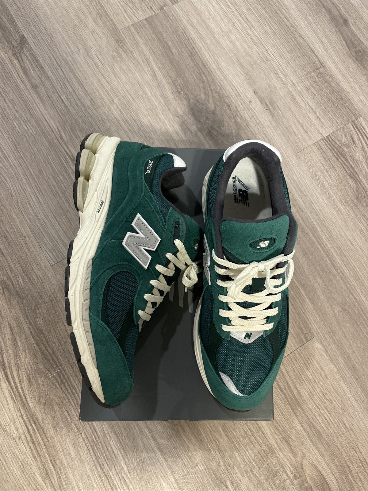 New Balance 2002R Nightwatch Green M2002RHB Men's Sho… - Gem