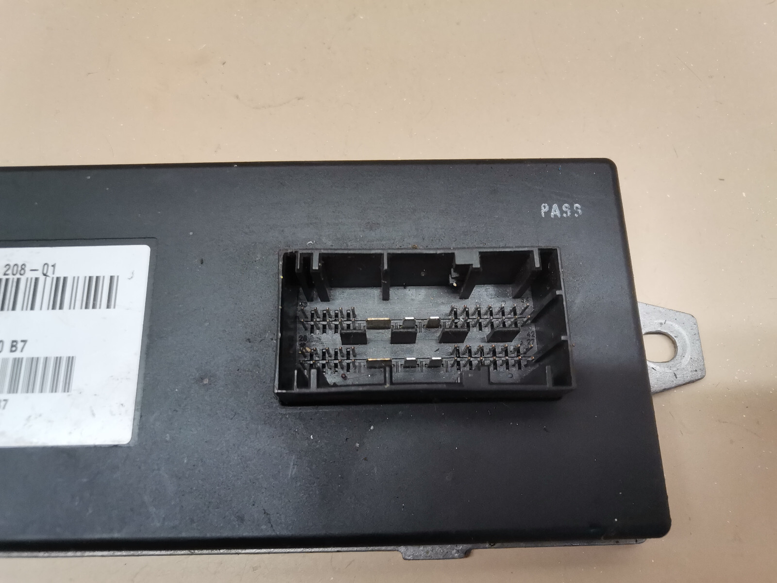 Module Boitier COMMANDE DYNAMIQUE AIRMATIC BMW E65 E66 E60 E61 E63 E64 ...