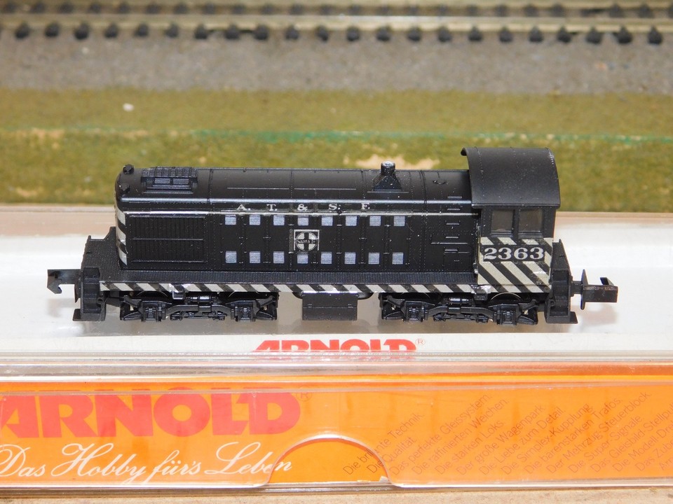 Arnold N Scale Santa Fe ALCO S2 Diesel Locomotive #2363 RUNS EXIB | eBay
