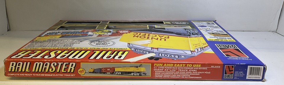 Life Like Trains Ho Railmaster Diesel Locomotive Power Loc Train Set ...