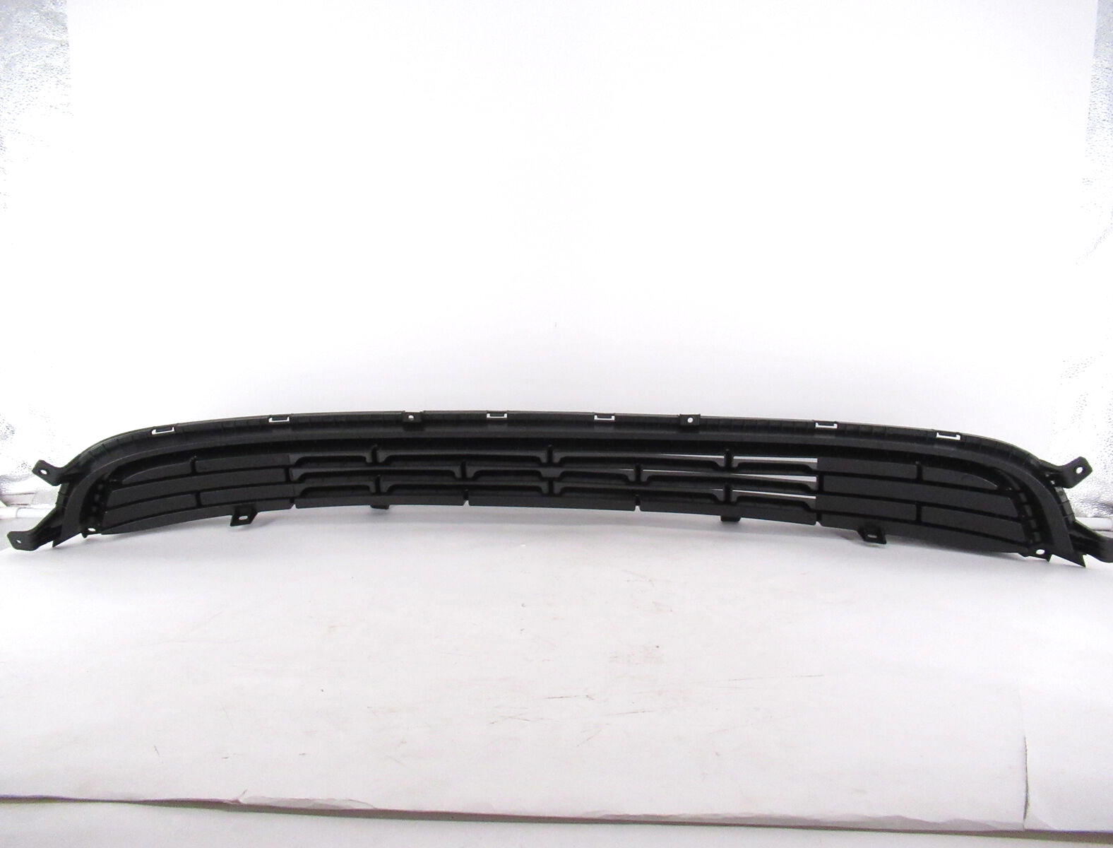 Genuine OEM Kia 86560 D4020 Front Bumper Lower Grille | eBay