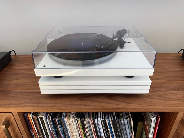 VIBRATION ISOLATION PLATFORM WITH SORBOTHANE feet for Schiit SOL ...