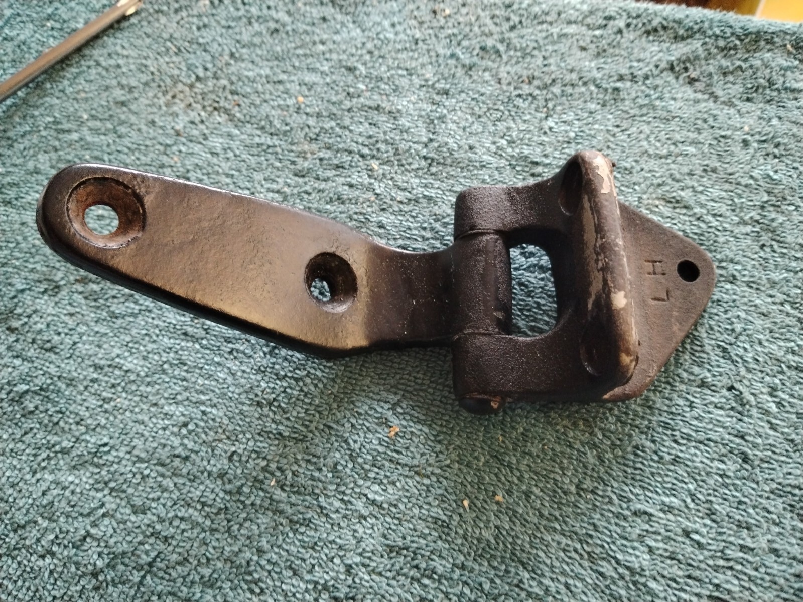 Ford 100e Squire Boot Hinge | eBay UK