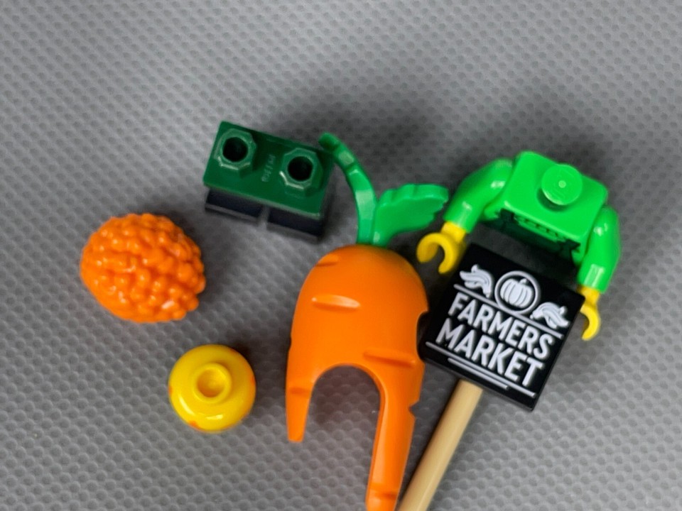 LEGO Carrot Mascot Guy Man Collectible Minifigure Series 24 CMF 71037 ...