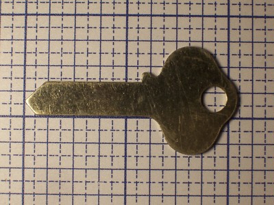 Vintage Flat Steel Key Trunk Padlock Antique Lock Box Desk Cabinet Key ...