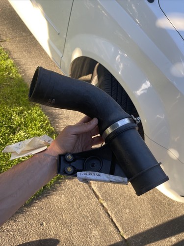 Mercedes Sprinter Dodge pa66-gf30 radiator Pipe With Mount | eBay
