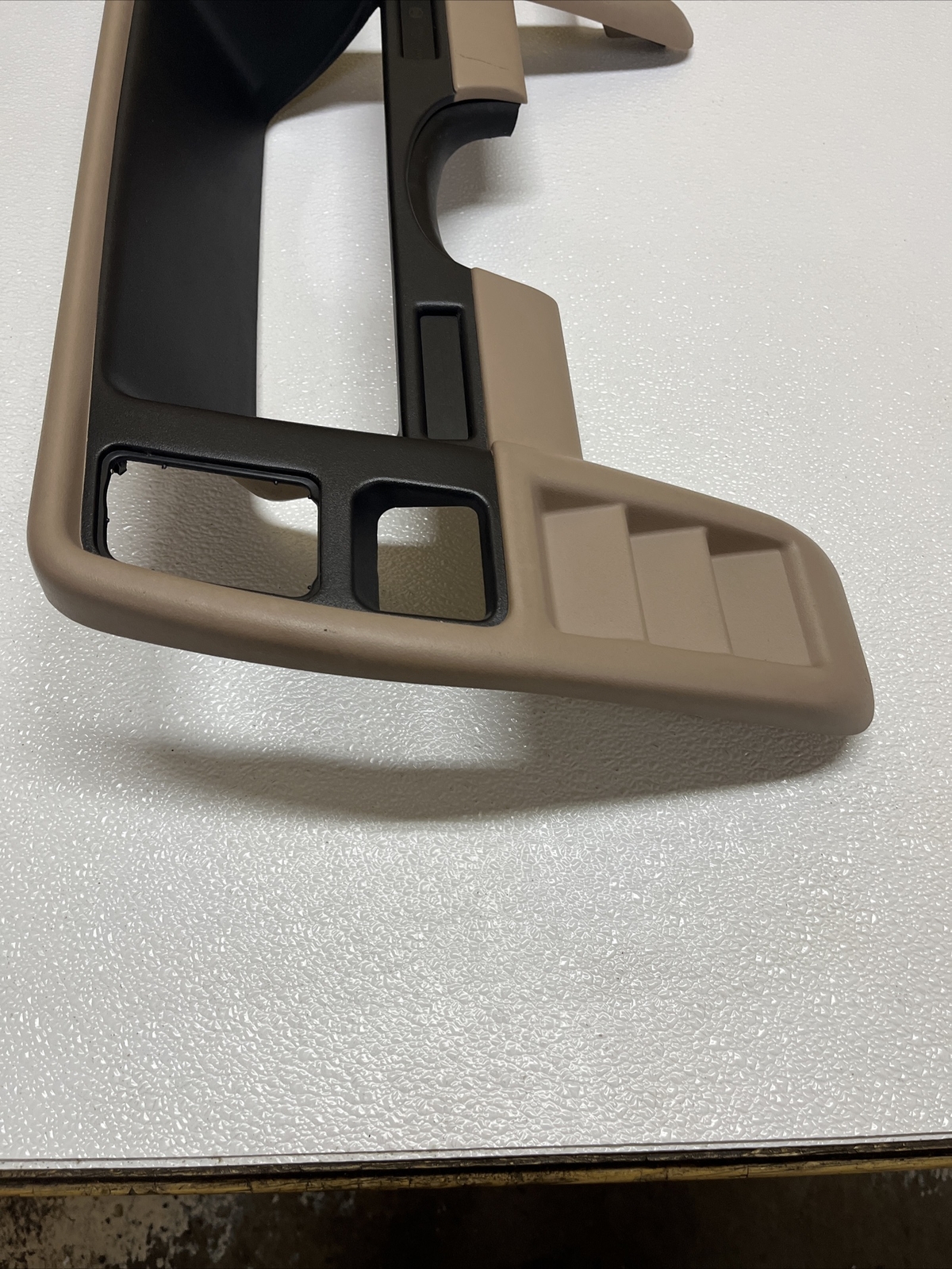 1993 Ford Ranger XL Ext. CAB Dash Instrument Cluster Bezel #37 Ship for ...