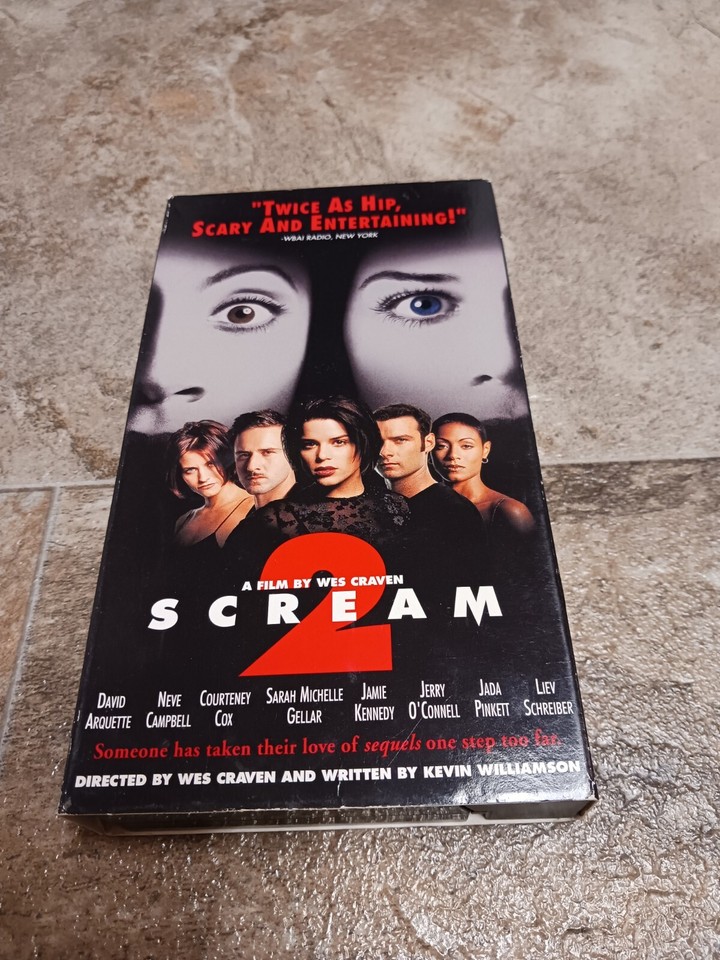 1999 Vintage Scream 2 Horror Movie VHS Tape EUC Wes Craven Courtney Cox ...