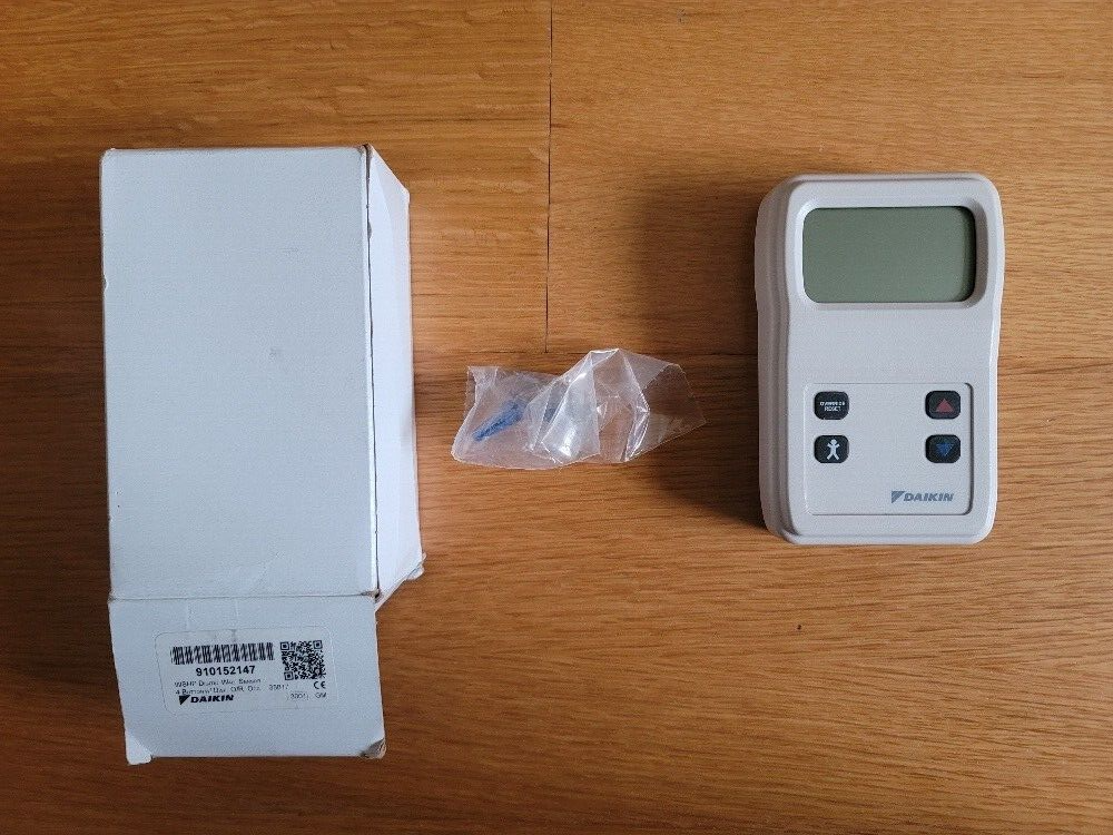 910152147 DAIKIN WSHP DIGITAL WALL SENSOR 4 BUTTON W/DISP O/R OCC ...