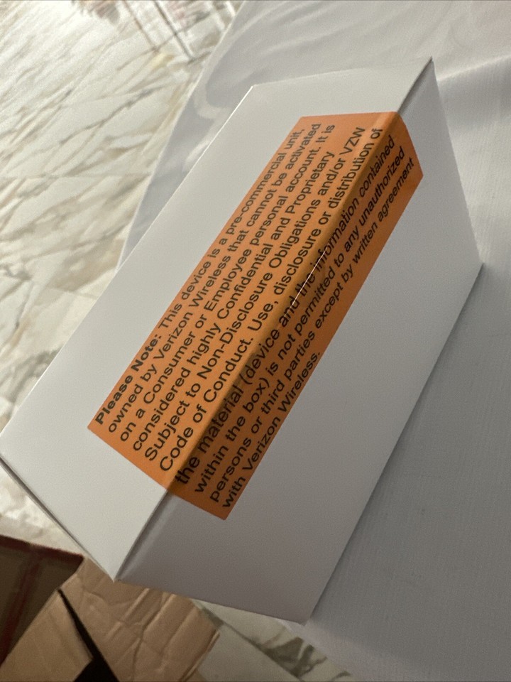 New Alcatel GO FLIP V 4051s Verizon Unlocked 4G LTE Camera Flip Phone ...