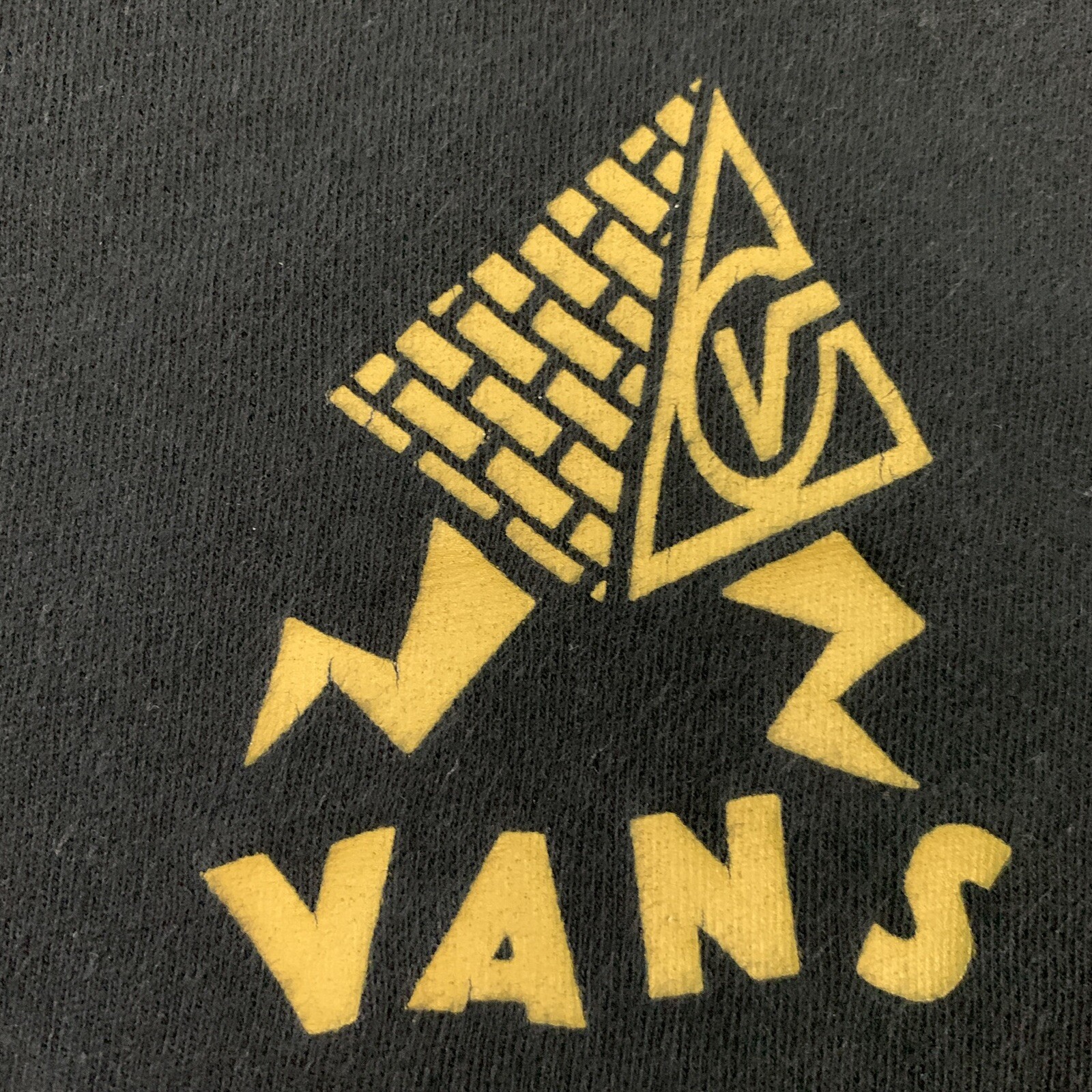 VANS - Running Pyramid Off The Wall Black Skate T-Shirt, Mens Slim Fit ...