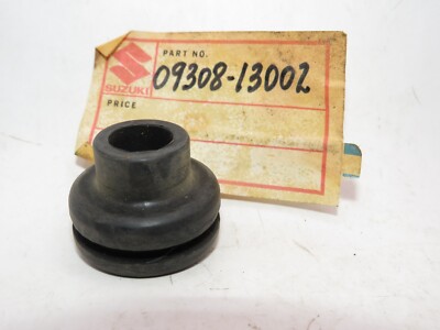 NOS Suzuki 150 S32 1968 GENUINE STARTER IGNITION REGULATOR GROOMET ...