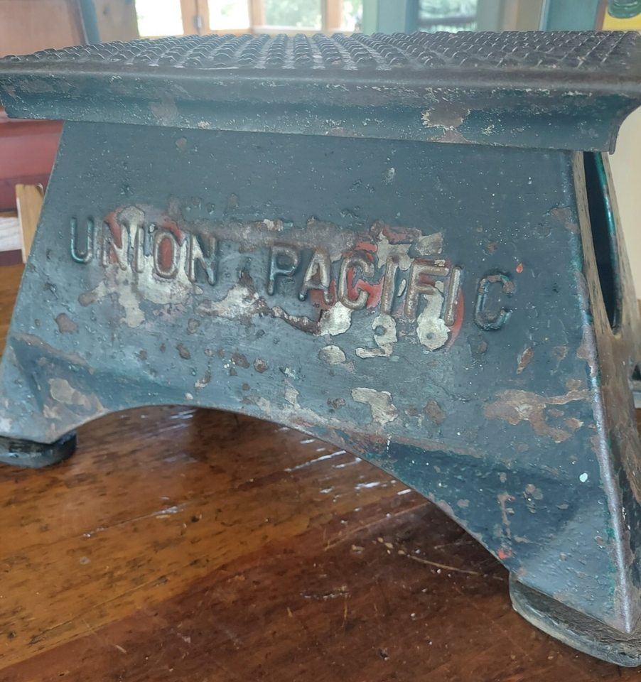 UNION PACIFIC RAILWAY RAILROAD PASSENGER STEP STOOL RR MORTON | eBay