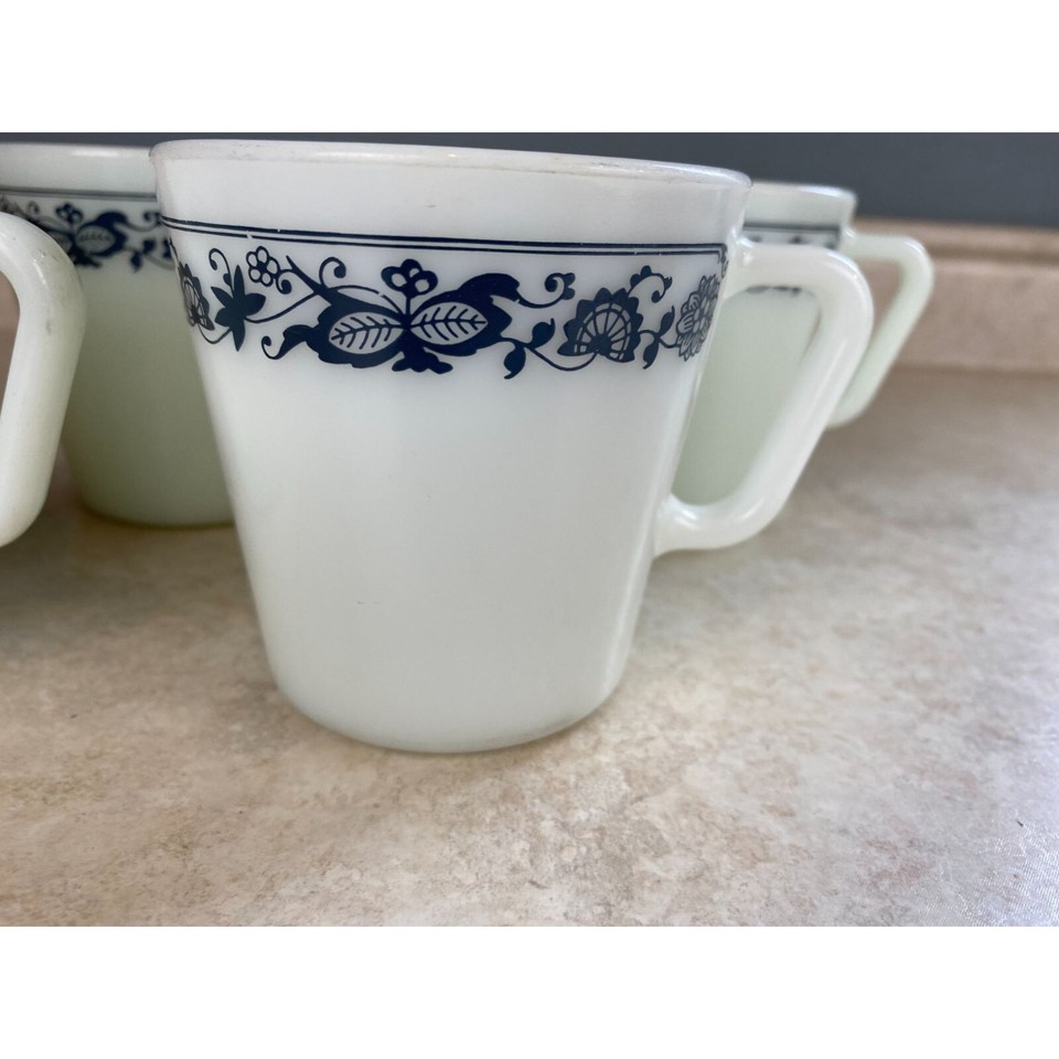 Pyrex Milk Glass Old Town Blue Onion Coffee Cups Mugs Corning #1410 ...