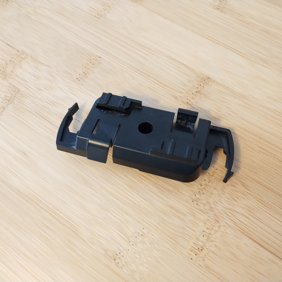 Lot of 40: HPE Aruba 15/16" 24mm Ceiling Mount Rail Adapter Clip AP-325 ...