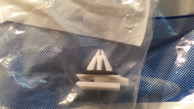 OEM GM ROCKER PANEL MOLDING RETAINERS GM # 11610495 | eBay