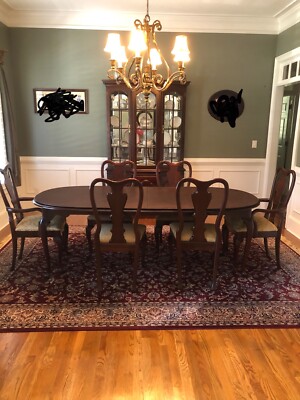 TELL CITY dining room set with table, table pad, 6 chairs and china ...