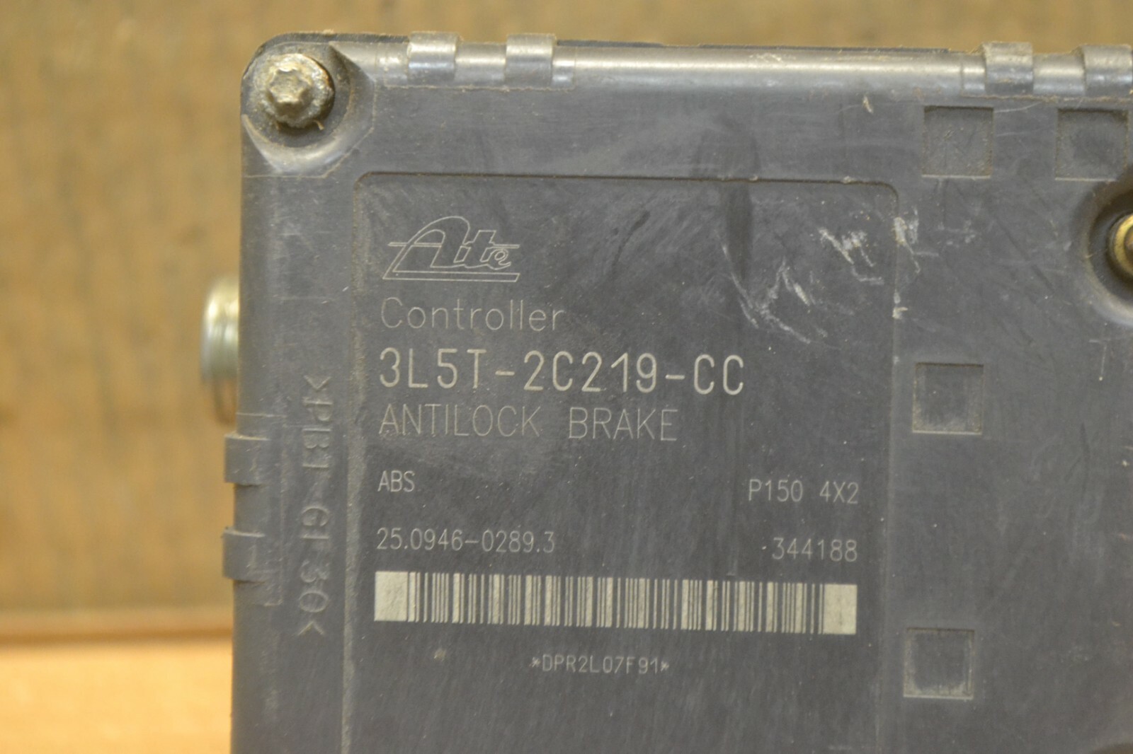 2003 Ford Ranger ABS Anti-Lock Brake Pump Control 3L542C346CD Module ...