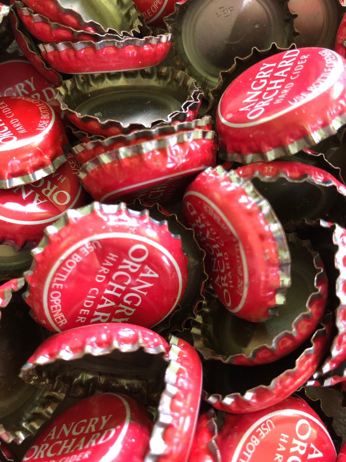 Details about Red Angry Orchard Bottle Caps *SANITIZED** Hard Cider Pry ...